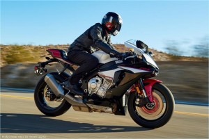 2016 Yamaha YZF-R1S is more affordable; Launching next year - GaadiKey