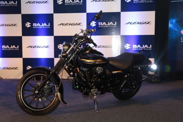 Bajaj introduces new Avenger bikes in India - GaadiKey