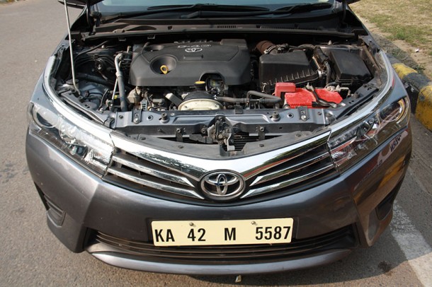Toyota Corolla Altis Diesel review - GaadiKey