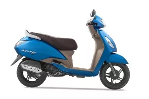 TVS Jupiter Colors: Blue, Black, Silver, White, Grey, Brown, Red - GaadiKey