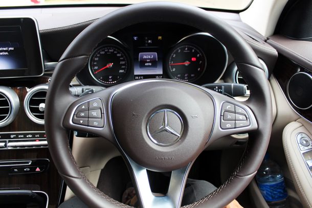 New Mercedes-Benz GLC 300 Review - GaadiKey