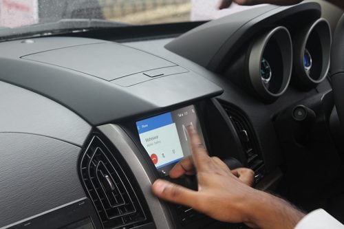 Mahindra XUV500 Technopack Features Explained - GaadiKey