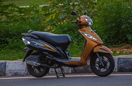 2017 All New TVS Wego Review ( Dual-Tone Orange) - GaadiKey