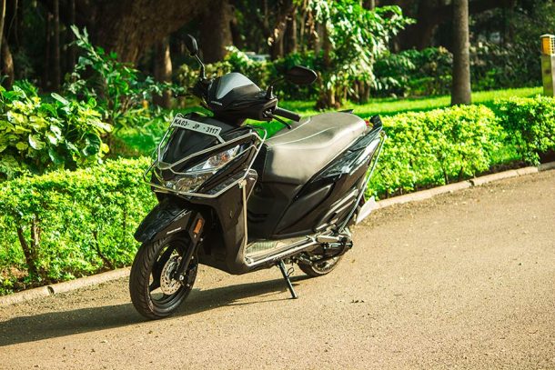 Honda Grazia Review - The Brightest Scooter Yet - GaadiKey