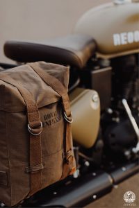 Royal Enfield Classic 350 Stormrider Sand Color Photos (Signals) - GaadiKey