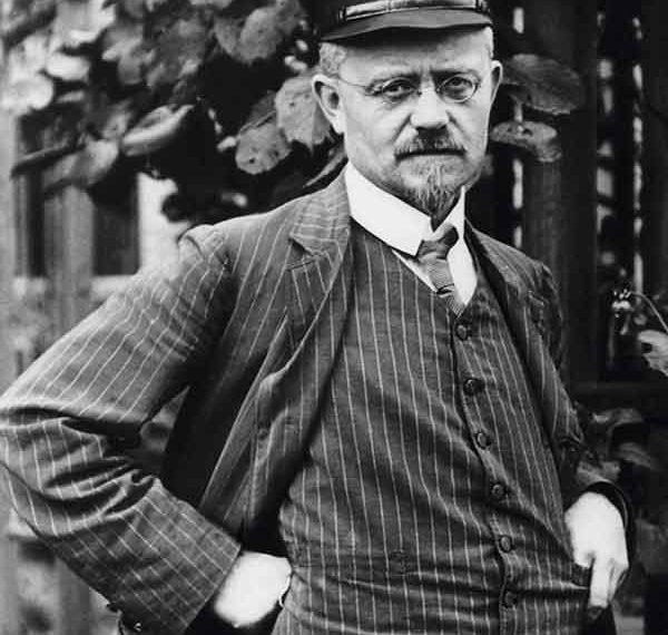 Audi's Creator - August Horch - 150 Years Ago - GaadiKey