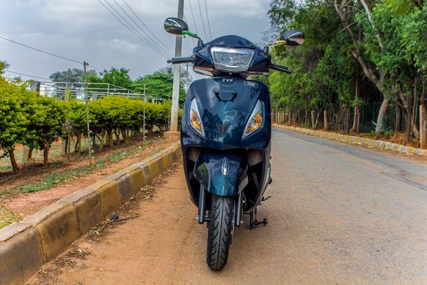 TVS Jupiter Grande Review: Old Wine in a New Blue Bottle - GaadiKey