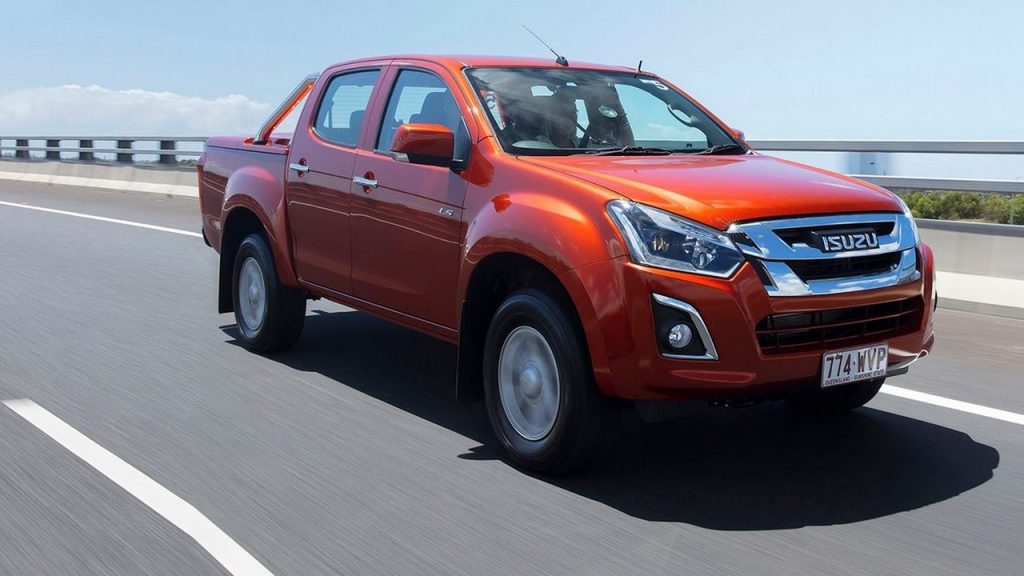 ISUZU extends the 'D-Serve' scheme for D-MAX Regular Cab model - GaadiKey
