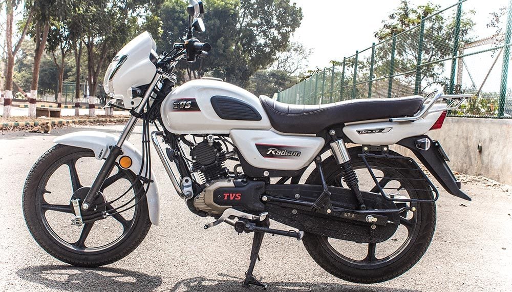 TVS Radeon Photos - Pearl White - GaadiKey