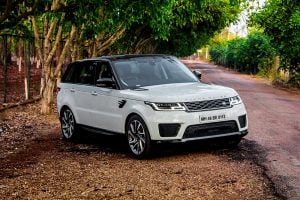 Land Rover Range Rover Sport Review - GaadiKey