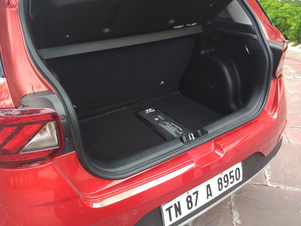 Hyundai Venue Review - Fiery Red - GaadiKey