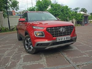 Hyundai Venue Review - Fiery Red - GaadiKey