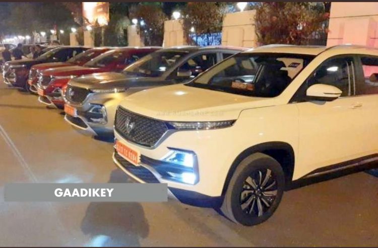 MG Hector Colors: Glaze Red, White, Silver, Black, Burgandy Red - GaadiKey