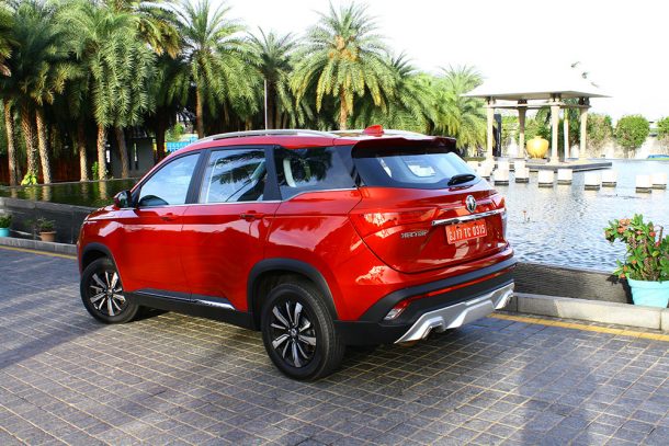 MG Hector Review (Petrol hybrid and Diesel) - GaadiKey