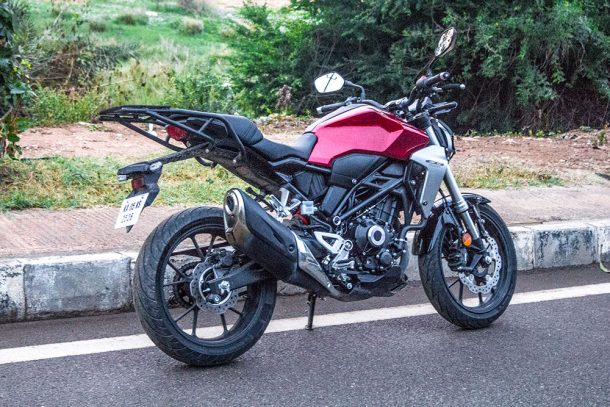 Honda CB300R Review: A Sensible Street Machine - GaadiKey