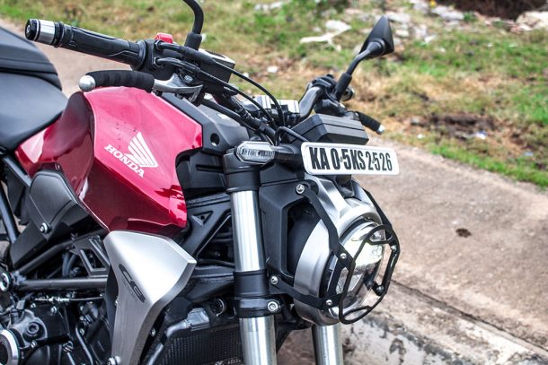 Honda CB300R Review: A Sensible Street Machine - GaadiKey