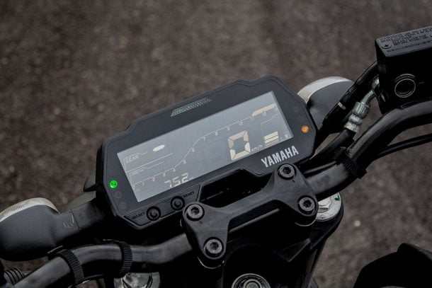 Yamaha MT-15 Photos - Dark Matt Blue - GaadiKey