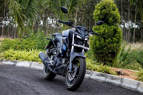 Yamaha MT15 Review: Alien Faced Street Fighter - GaadiKey