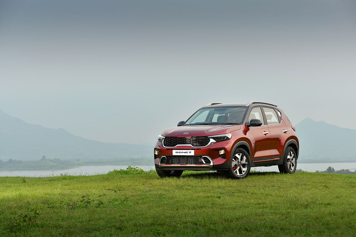 Kia Sonet launched in India at Rs 6.71 lakhs - GaadiKey