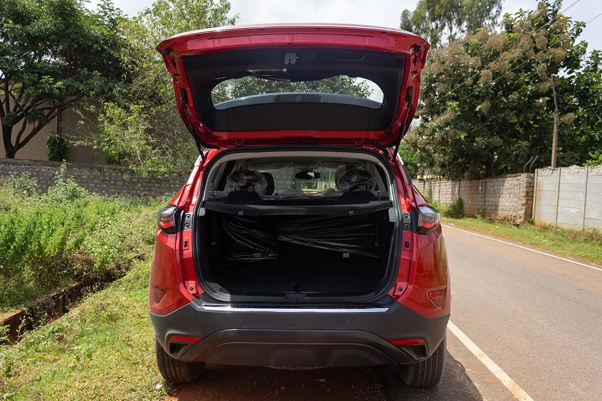 2020 Tata Harrier Diesel Automatic Review (XZA+) - GaadiKey