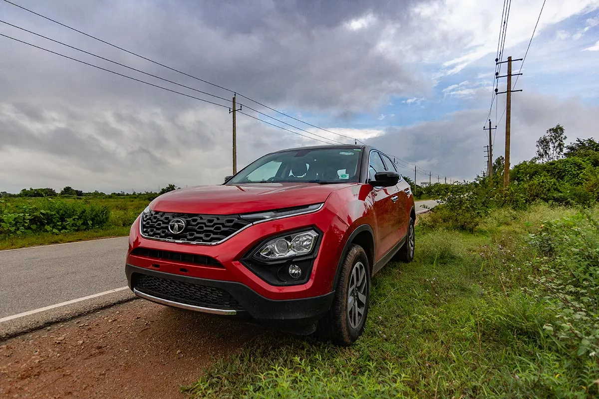 2020 Tata Harrier Diesel Automatic Review (XZA+) - GaadiKey