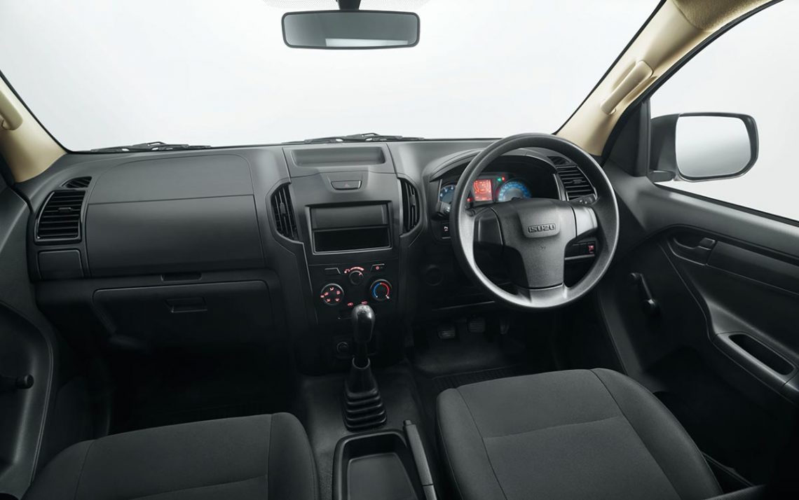 ISUZU D-Max Regular Cab and S-Cab BS6 variants launched - GaadiKey