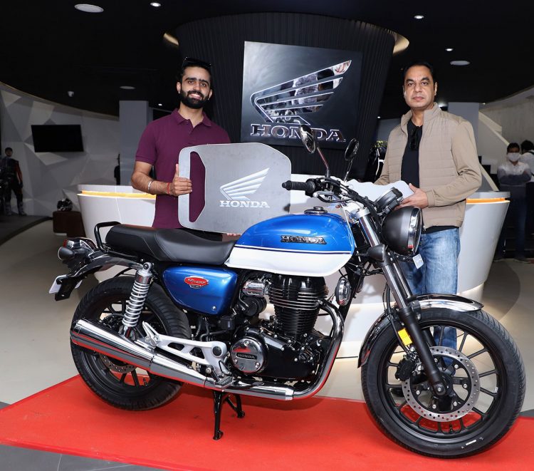 Honda H'ness CB350 Deliveries Begin - GaadiKey