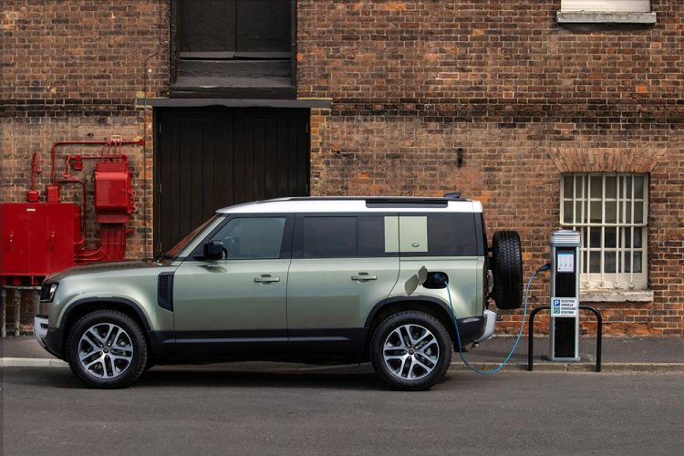 Land Rover opens Bookings for New Defender Plug-in Hybrid (P400e ...