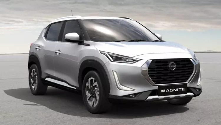 Nissan Magnite Colors: Red, Brown, Silver, White, Blue, Black - GaadiKey