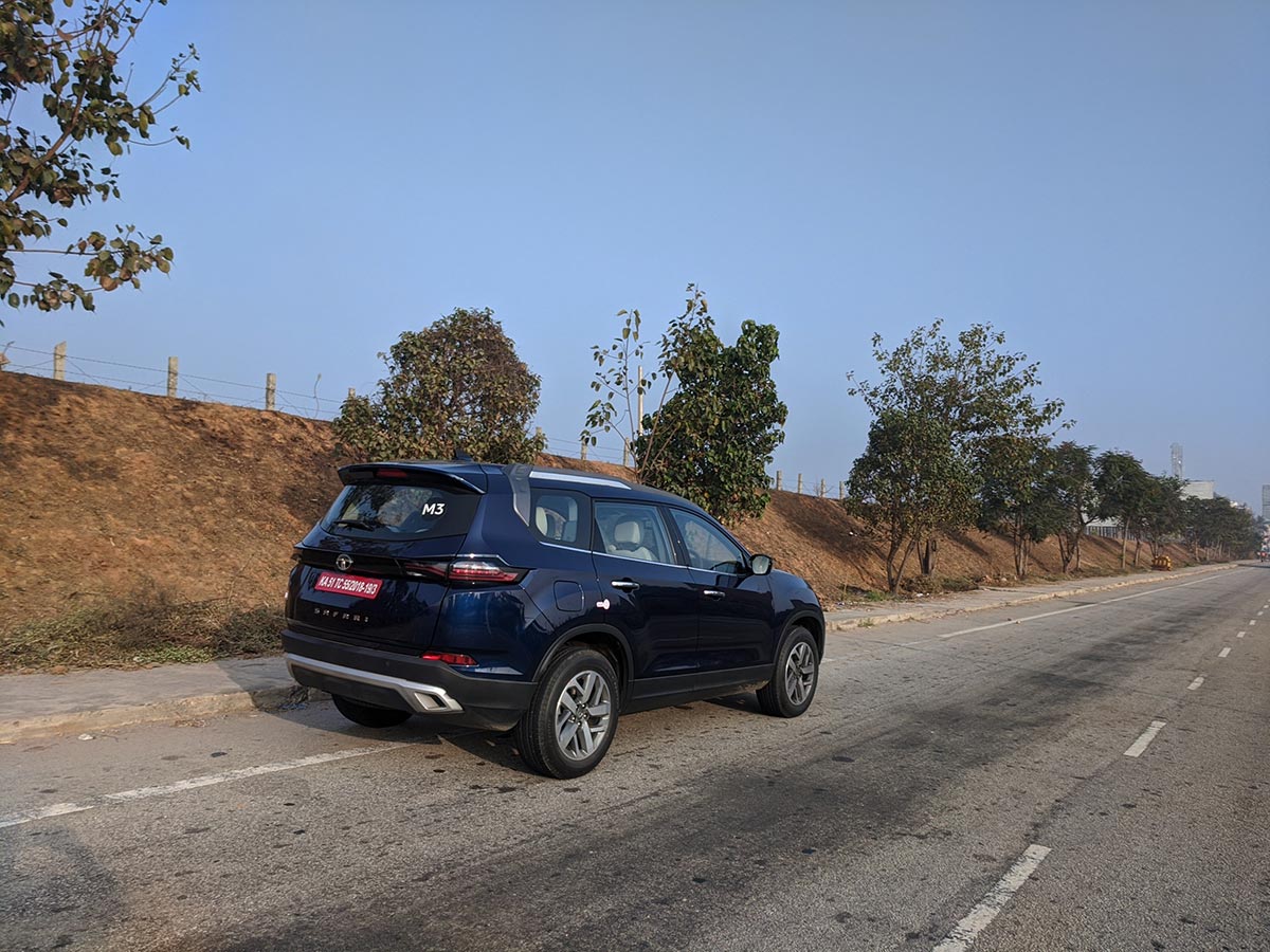 New Tata Safari Review - Solidly Built - GaadiKey