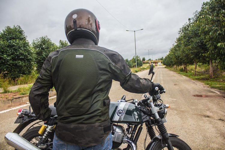 These Royal Enfield Riding Gears keeps you safe - Check full list ...