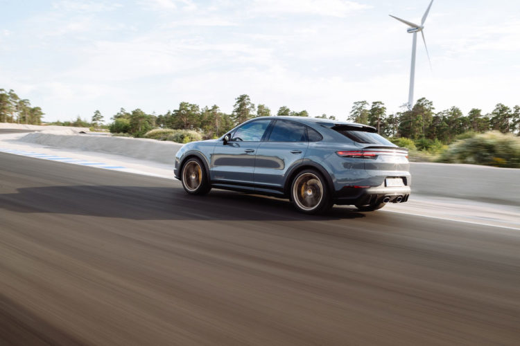 Porsche India celebrates strong Q1 with 22-percent more new car ...