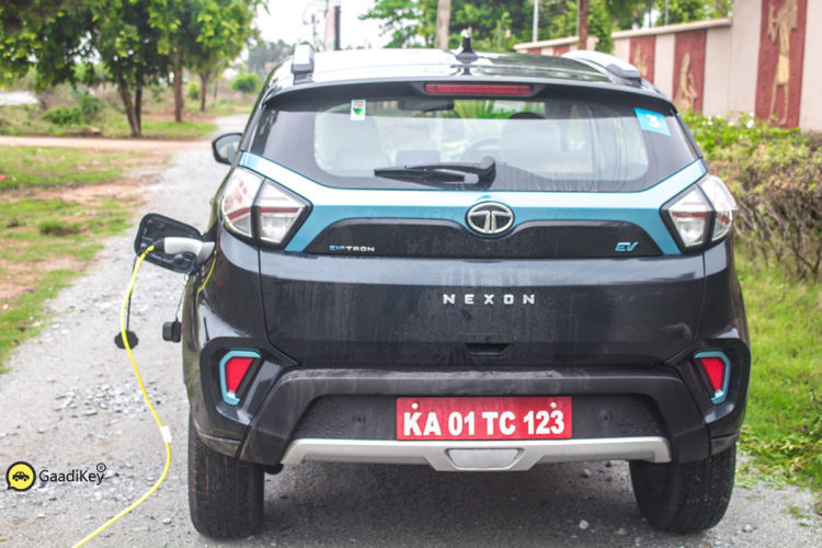 Tata Nexon EV MAX Review: More Power, More Range, More Speed - GaadiKey
