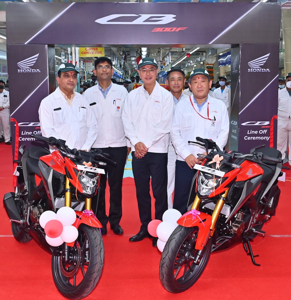 Honda CB300F dispatches commence from Vithalpur Factory - GaadiKey