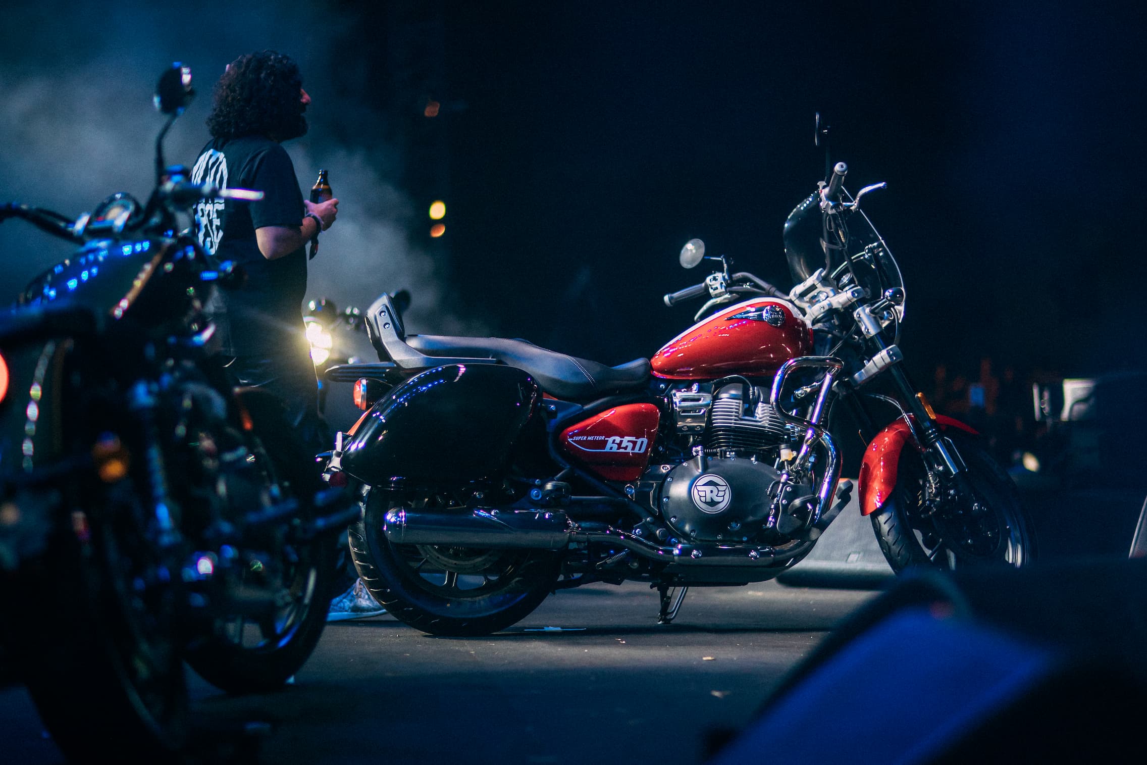 Royal Enfield Super Meteor 650 in 7 colors at Day 1 of Rider Mania ...