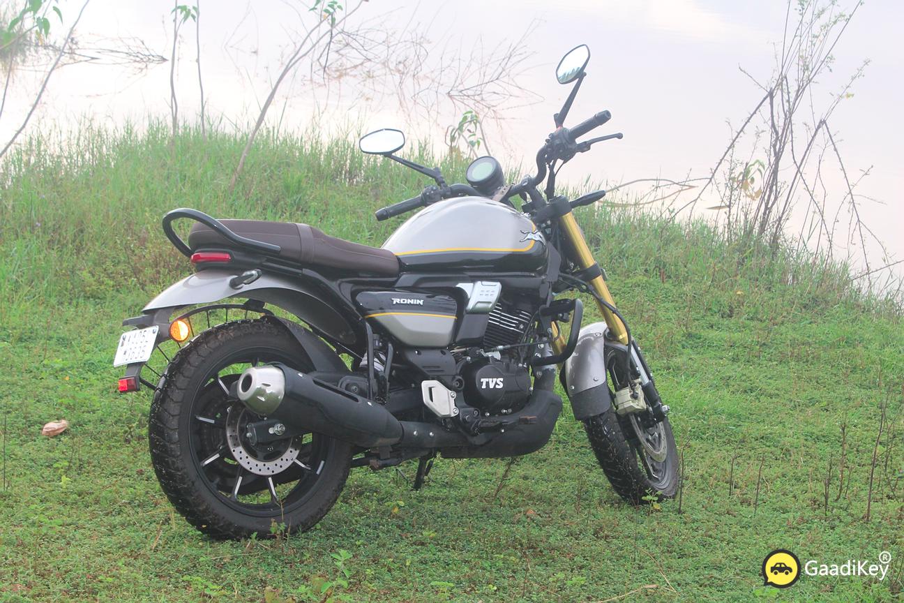 TVS Ronin Photo Gallery: Galactic Grey - GaadiKey