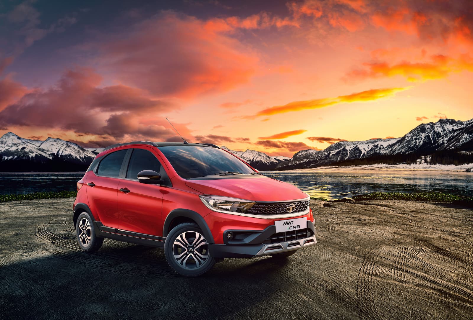 Tata Tiago NRG iCNG launched in India at Rs 7.39 lakhs - GaadiKey