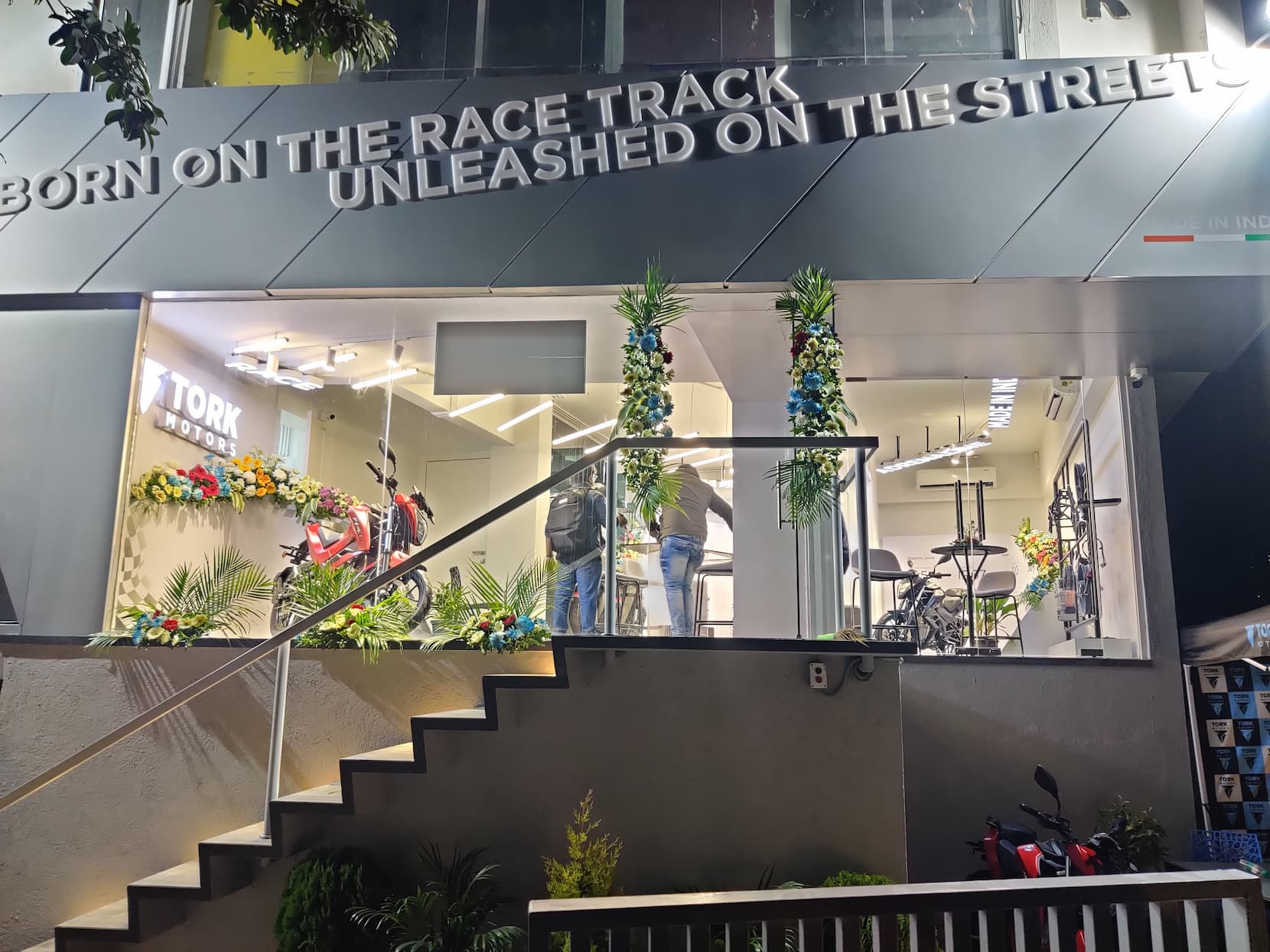 Tork Motors opens First-ever Experience Centre in India (Pune) - GaadiKey