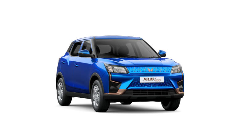 Mahindra XUV400 Colors: Blue, White, Grey, Black - GaadiKey