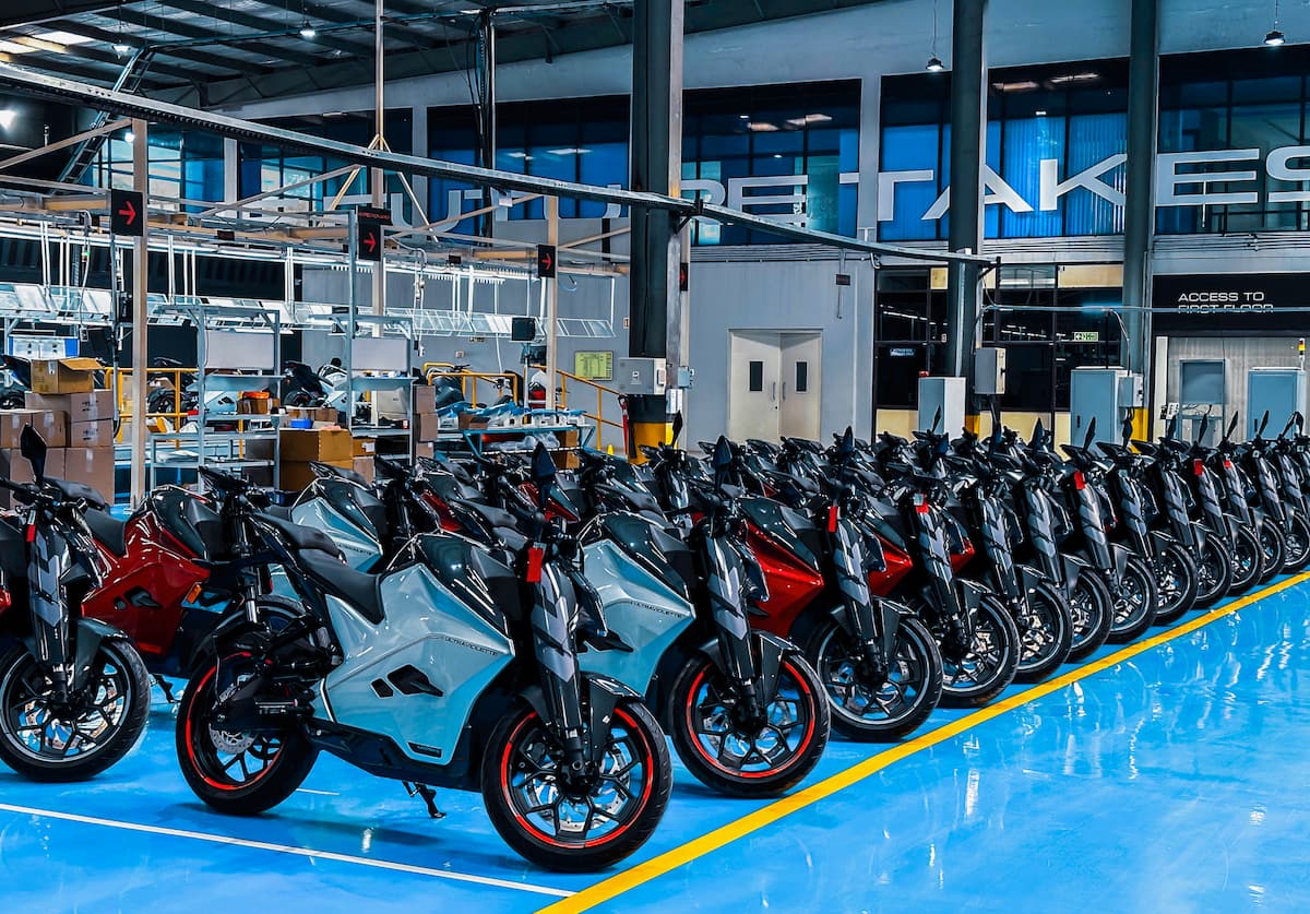 Ultraviolette F77 Deliveries Begin - India's First High-Performance ...
