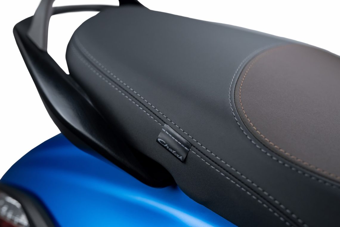 2023 Bajaj Chetak Premium Edition gets 3 new colors, priced at Rs 1 ...