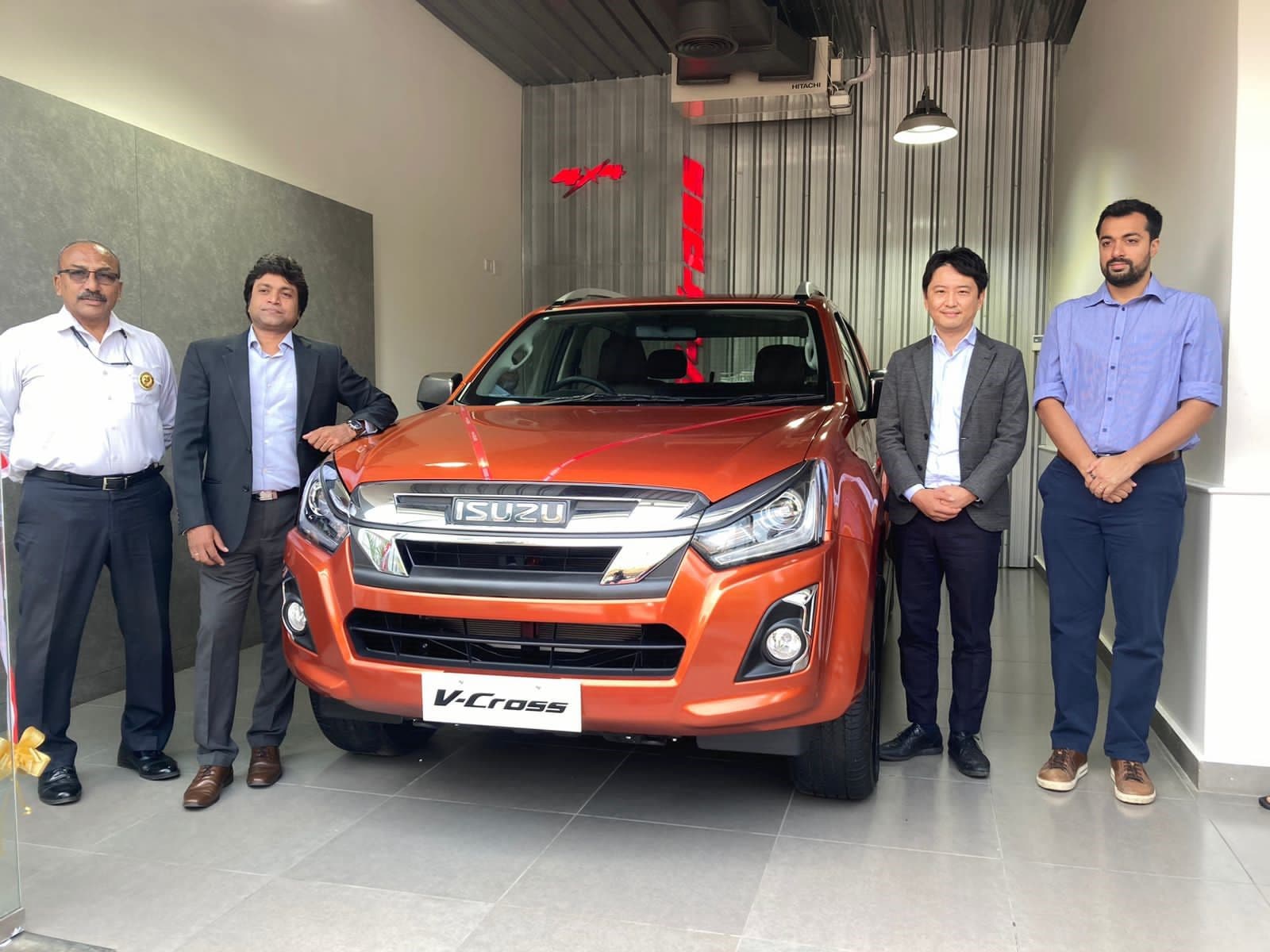 Isuzu Motors opens new touchpoint in Bengaluru - Trident ISUZU - GaadiKey