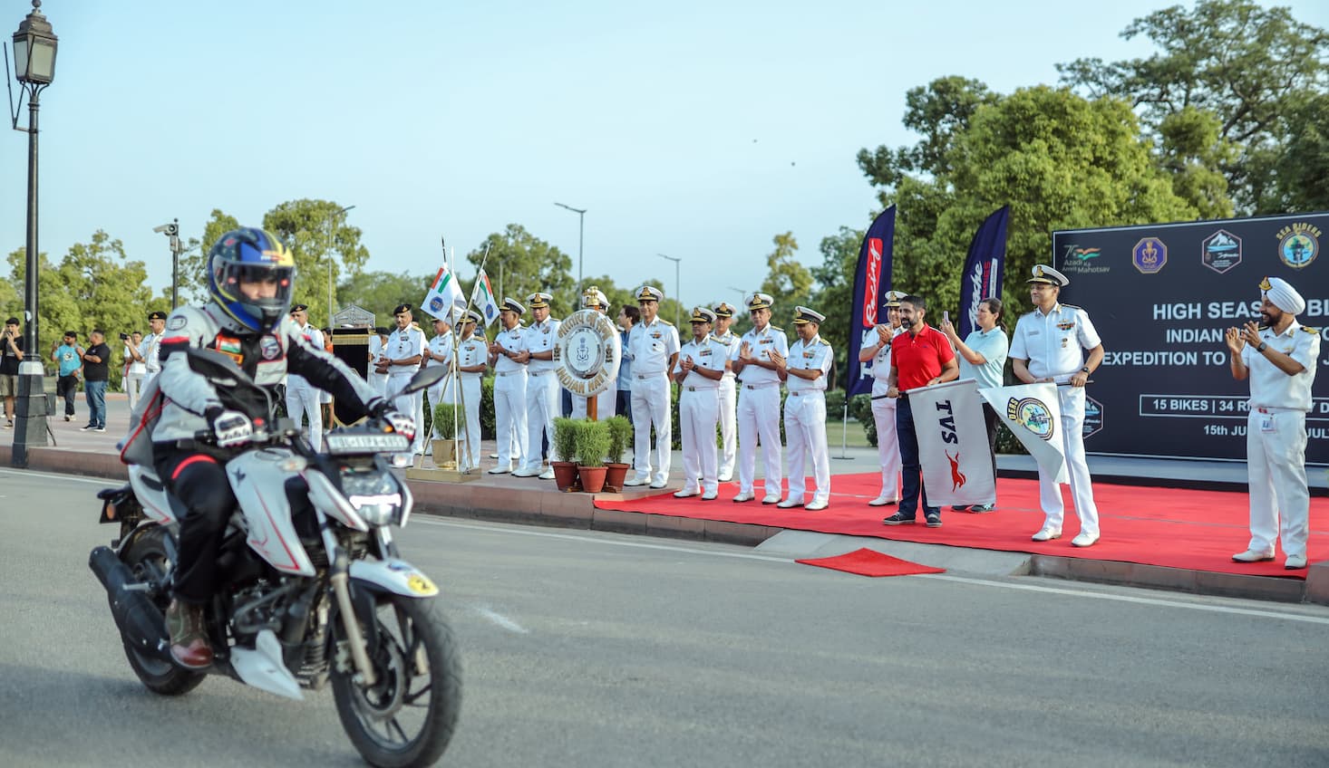 Indian Navy partners with TVS Motor Company - Rides across Ladakh ...