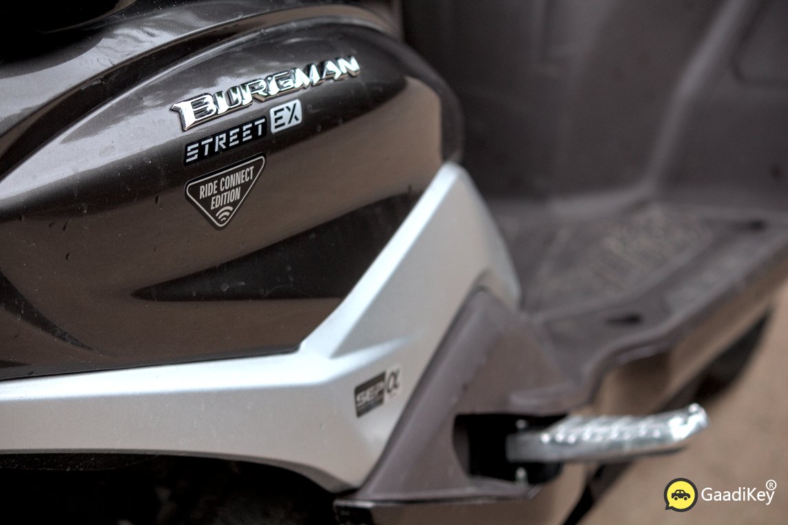 Suzuki Burgman Street EX Review - Smooth ride for the Rich - GaadiKey
