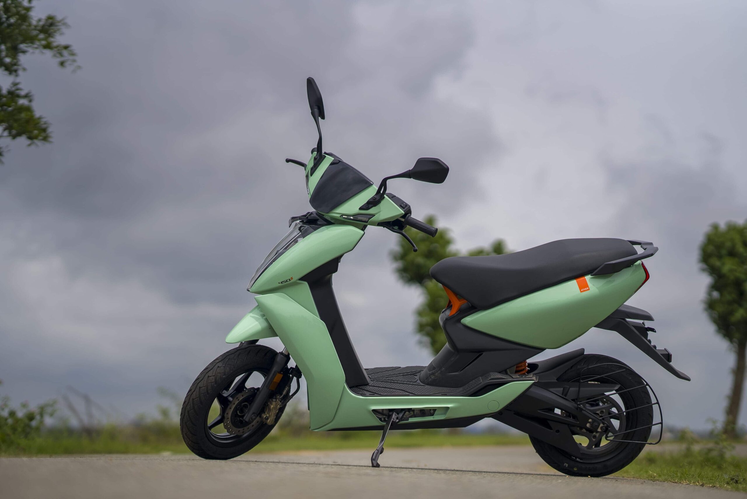 Ather 450S entry-level variant launched at Rs 1.30 lakhs - GaadiKey