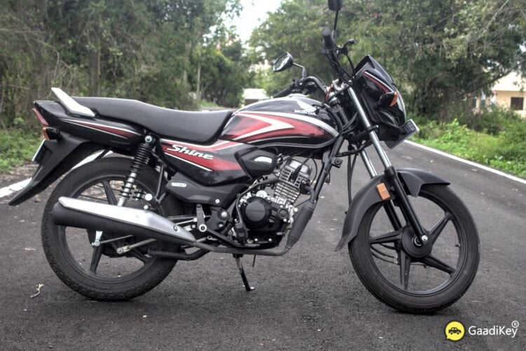 Honda Shine 100 Mileage Review: 650+ Kms range from 9 Litre tank - GaadiKey