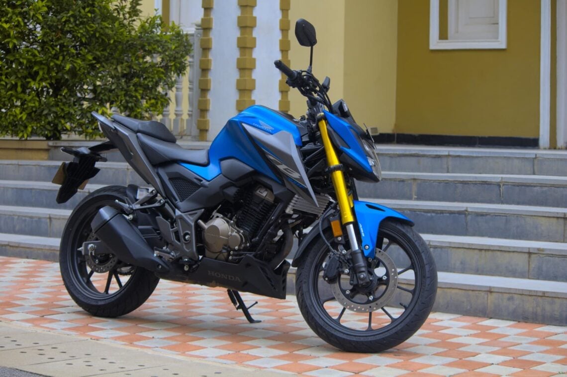 Honda 2 Wheelers sells 4,13,967 units in February 2024 - GaadiKey