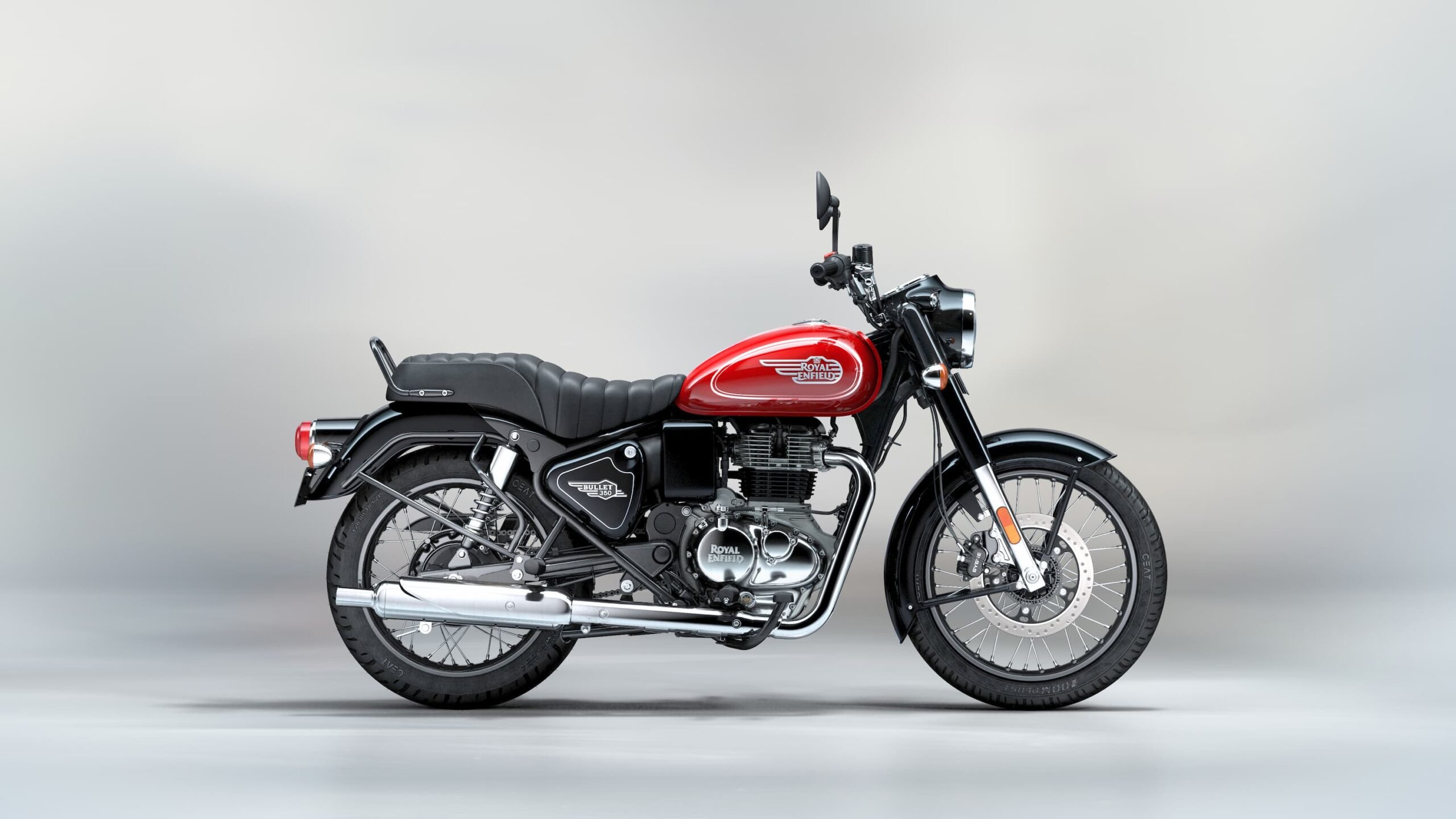 2024 Royal Enfield Bullet 350 Hand-painted Pinstripes in Silver ...