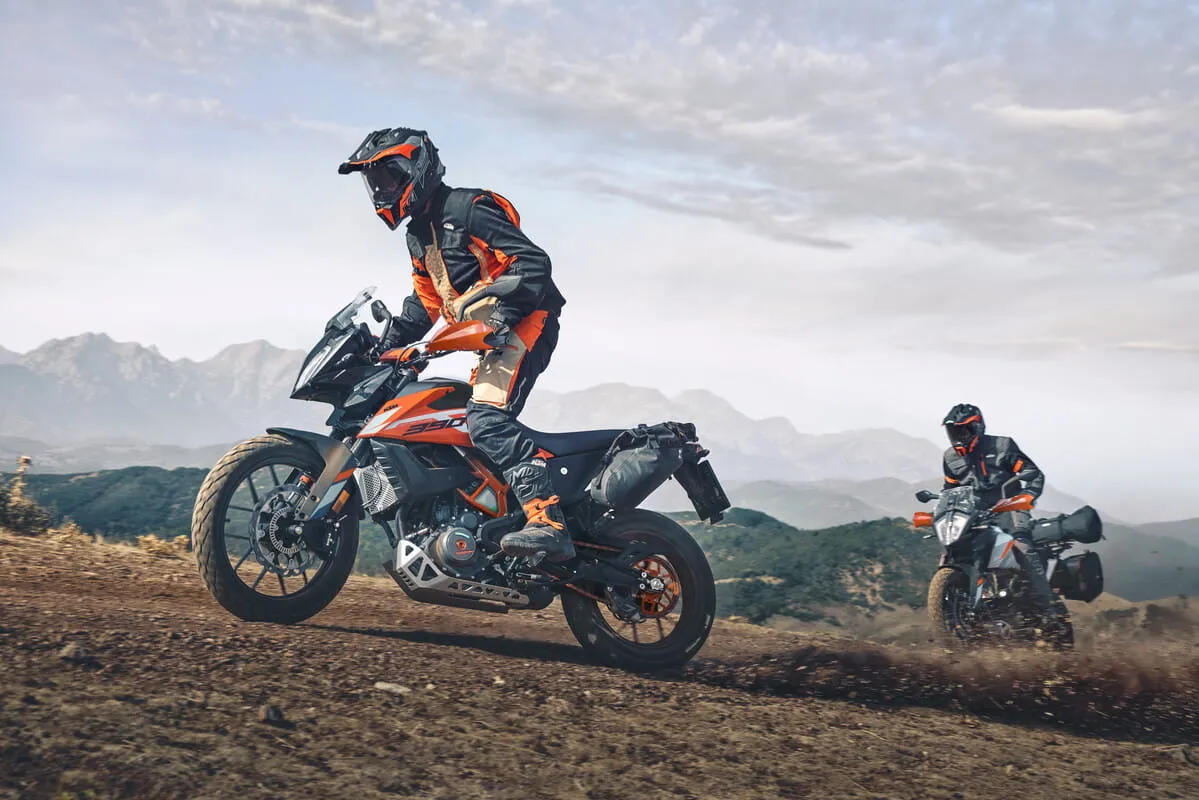 2024 KTM RC and Adventure range gets New Colors - GaadiKey