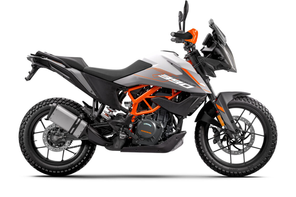 2024 KTM RC and Adventure range gets New Colors - GaadiKey